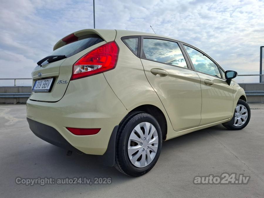 Ford Fiesta 2009 Tallina, ar dzinēja tilpumu 1.20 L un nobraukumu 168 tūkst. km par 3750 €, foto 5 vietnē AUTOMOTO.COM.LV