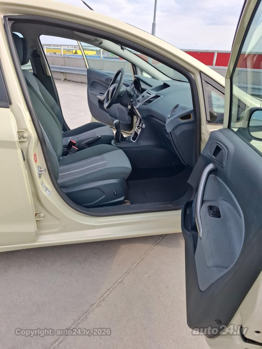 Ford Fiesta 2009 Tallina, ar dzinēja tilpumu 1.20 L un nobraukumu 168 tūkst. km par 3750 €, foto 14 vietnē AUTOMOTO.COM.LV