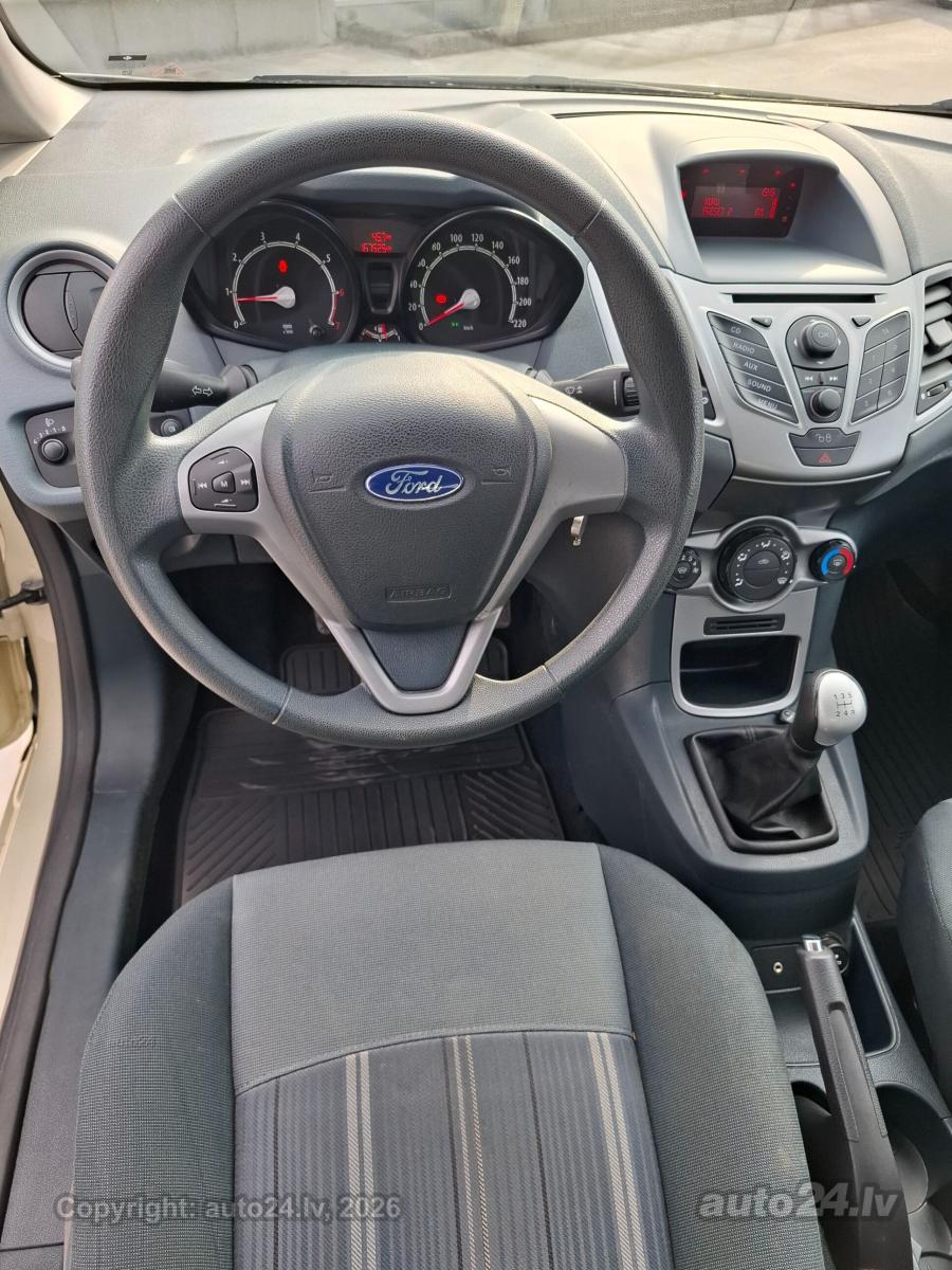 Ford Fiesta 2009 Tallina, ar dzinēja tilpumu 1.20 L un nobraukumu 168 tūkst. km par 3750 €, foto 19 vietnē AUTOMOTO.COM.LV