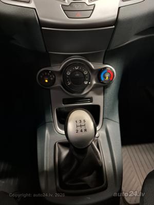 Ford Fiesta 2009 Tallina, ar dzinēja tilpumu 1.20 L un nobraukumu 168 tūkst. km par 3750 €, foto 27 vietnē AUTOMOTO.COM.LV