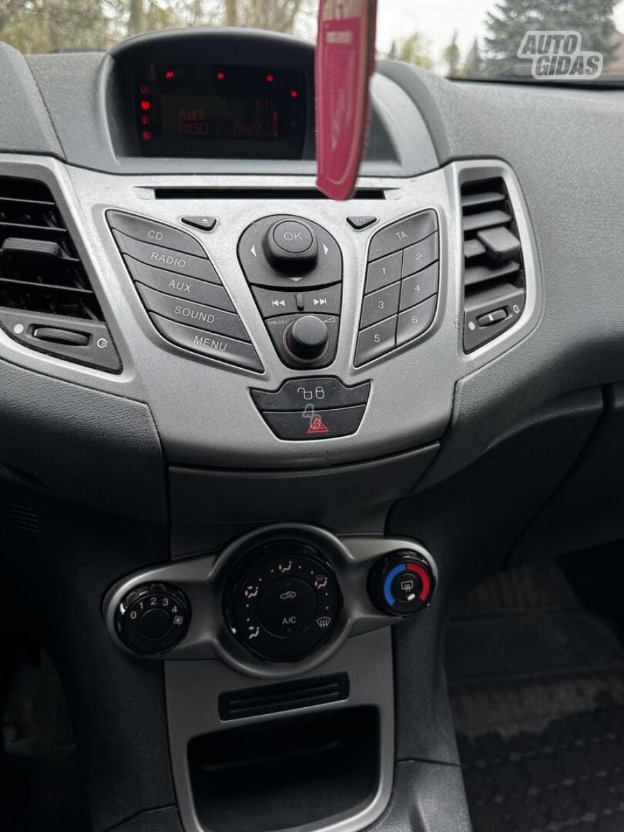 Ford Fiesta 2009 Šauļi, ar dzinēja tilpumu 1.40 L un nobraukumu 350 tūkst. km par 1690 €, foto 10 vietnē AUTOMOTO.COM.LV