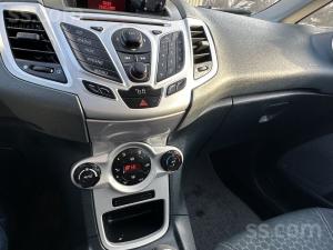 Ford Fiesta 2009 in Rezekne, with an engine capacity of 1.60 L and mileage of 218 thousand km for 1750 €, photo 12 on AUTOMOTO.COM.LV