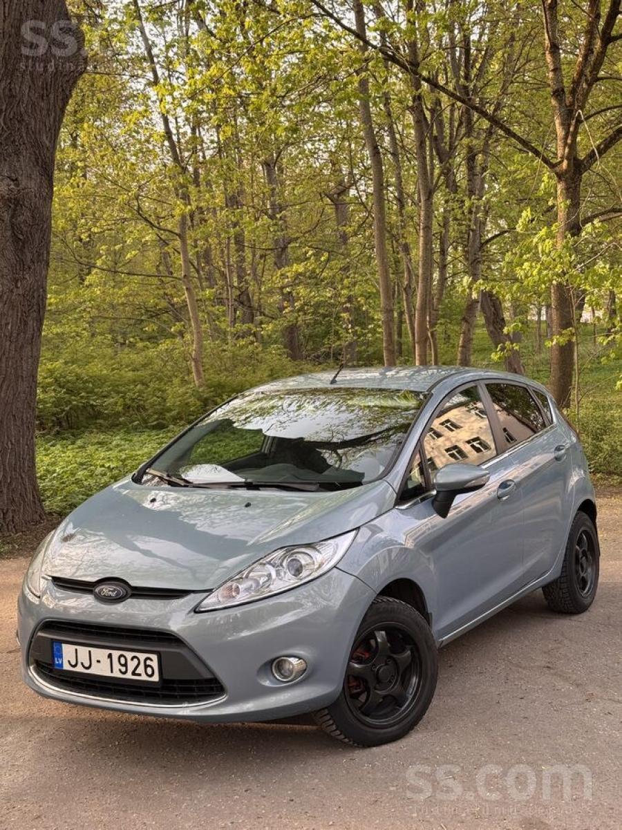 Ford Fiesta 2009 Rīga, ar dzinēja tilpumu 1.40 L un nobraukumu 310 tūkst. km par 1850 €, foto 1 vietnē AUTOMOTO.COM.LV