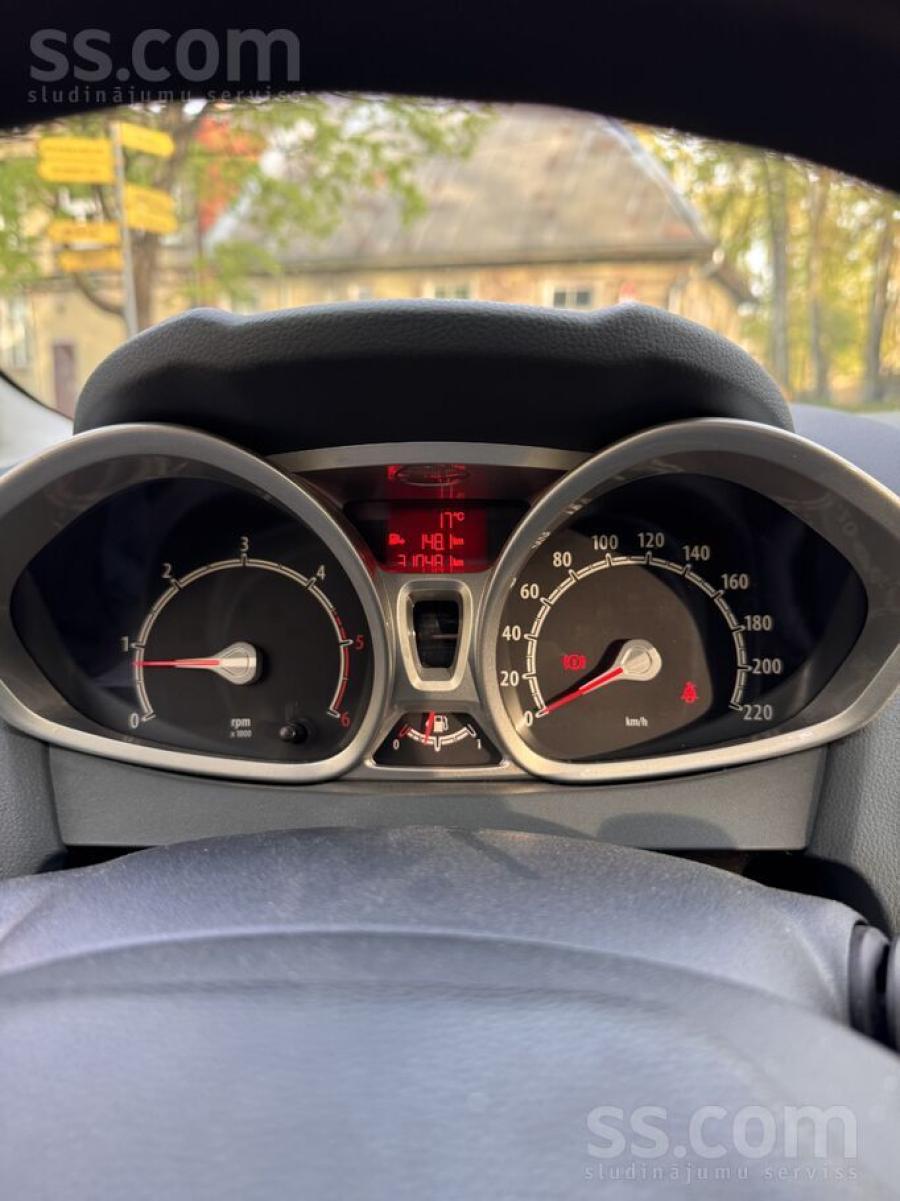 Ford Fiesta 2009 Rīga, ar dzinēja tilpumu 1.40 L un nobraukumu 310 tūkst. km par 1850 €, foto 9 vietnē AUTOMOTO.COM.LV