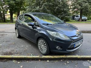 Ford Fiesta 2009 Kauņa, ar dzinēja tilpumu 1.40 L un nobraukumu 266 tūkst. km par 700 €, foto  vietnē AUTOMOTO.COM.LV