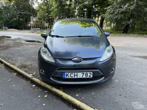 Ford Fiesta 2009 in Kaunas, with an engine capacity of 1.40 L and mileage of 266 thousand km for 700 €, photo 3 on AUTOMOTO.COM.LV