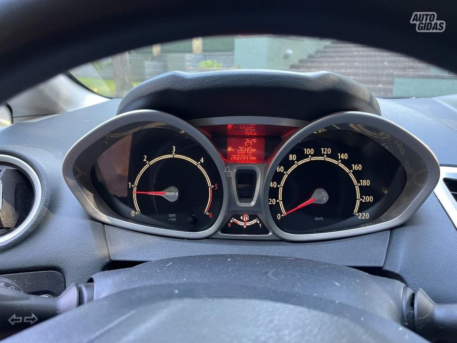 Ford Fiesta 2009 in Kaunas, with an engine capacity of 1.40 L and mileage of 266 thousand km for 700 €, photo 9 on AUTOMOTO.COM.LV