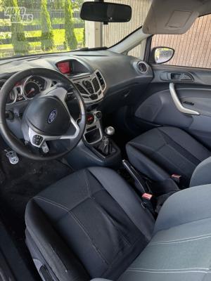 Ford Fiesta 2009 Kauņa, ar dzinēja tilpumu 1.40 L un nobraukumu 250 tūkst. km par 1000 €, foto 4 vietnē AUTOMOTO.COM.LV