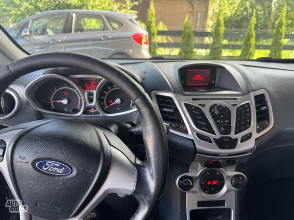 Ford Fiesta 2009 Kauņa, ar dzinēja tilpumu 1.40 L un nobraukumu 250 tūkst. km par 1000 €, foto 8 vietnē AUTOMOTO.COM.LV
