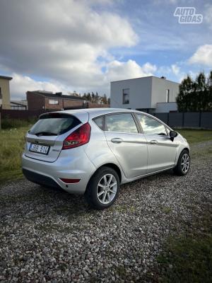 Ford Fiesta 2009 in Vilnius, with an engine capacity of 1.60 L and mileage of 236 thousand km for 1500 €, photo 5 on AUTOMOTO.COM.LV
