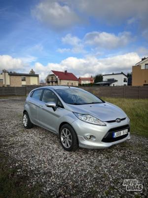 Ford Fiesta 2009 in Vilnius, with an engine capacity of 1.60 L and mileage of 236 thousand km for 1500 €, photo 6 on AUTOMOTO.COM.LV