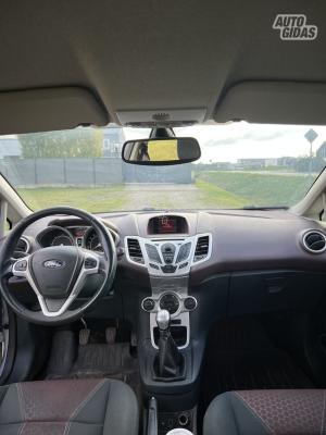 Ford Fiesta 2009 in Vilnius, with an engine capacity of 1.60 L and mileage of 236 thousand km for 1500 €, photo 9 on AUTOMOTO.COM.LV