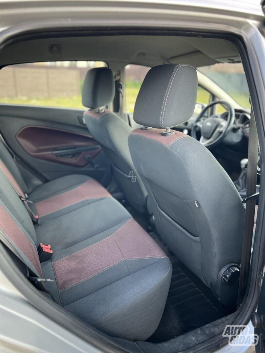 Ford Fiesta 2009 in Vilnius, with an engine capacity of 1.60 L and mileage of 236 thousand km for 1500 €, photo 10 on AUTOMOTO.COM.LV