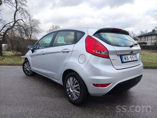 Ford Fiesta 2010 Rīga, ar dzinēja tilpumu 1.40 L un nobraukumu 0 tūkst. km par 2250 €, foto 4 vietnē AUTOMOTO.COM.LV