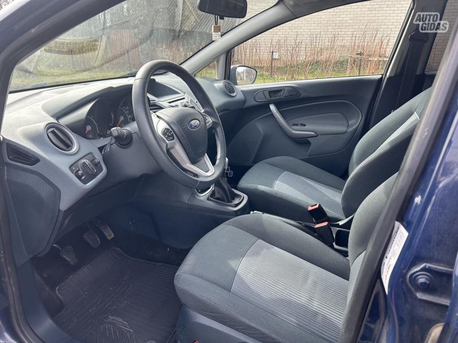 Ford Fiesta 2010 Marijampole, ar dzinēja tilpumu 1.20 L un nobraukumu 270 tūkst. km par 1750 €, foto 6 vietnē AUTOMOTO.COM.LV