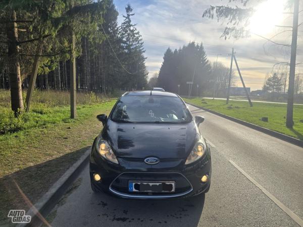 Ford Fiesta 2010 in Klaipeda, with an engine capacity of 1.40 L and mileage of 185 thousand km for 2685 €, photo 1 on AUTOMOTO.COM.LV