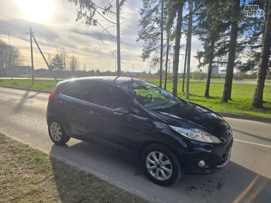 Ford Fiesta 2010 in Klaipeda, with an engine capacity of 1.40 L and mileage of 185 thousand km for 2685 €, photo 11 on AUTOMOTO.COM.LV