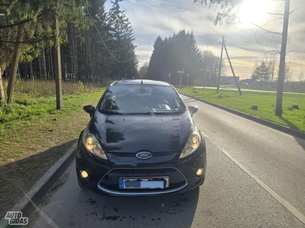 Ford Fiesta 2010 in Klaipeda, with an engine capacity of 1.40 L and mileage of 185 thousand km for 2545 €, photo 2 on AUTOMOTO.COM.LV