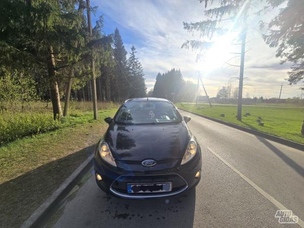 Ford Fiesta 2010 in Klaipeda, with an engine capacity of 1.40 L and mileage of 185 thousand km for 2545 €, photo 3 on AUTOMOTO.COM.LV