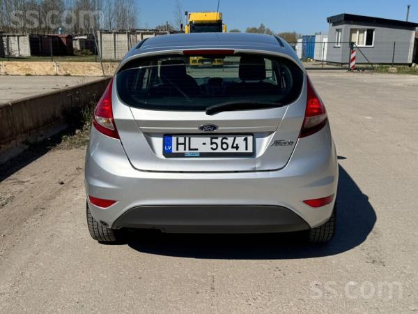 Ford Fiesta 2010 in Riga, with an engine capacity of 1.20 L and mileage of 0 thousand km for 2499 €, photo 4 on AUTOMOTO.COM.LV