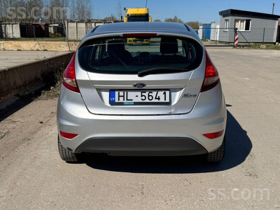 Ford Fiesta 2010 Rīga, ar dzinēja tilpumu 1.20 L un nobraukumu 0 tūkst. km par 2499 €, foto 5 vietnē AUTOMOTO.COM.LV