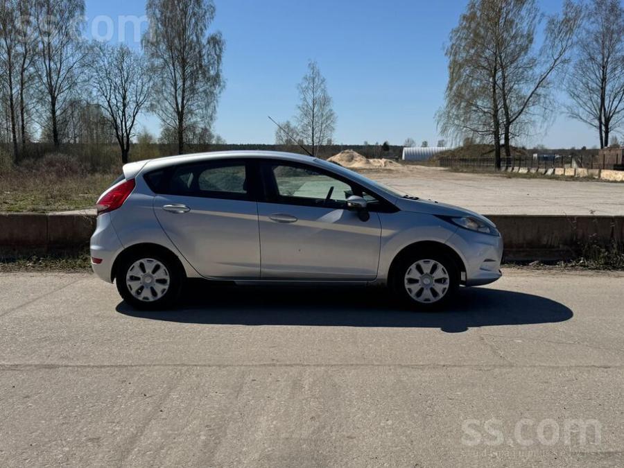 Ford Fiesta 2010 Rīga, ar dzinēja tilpumu 1.20 L un nobraukumu 0 tūkst. km par 2499 €, foto 7 vietnē AUTOMOTO.COM.LV
