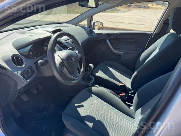 Ford Fiesta 2010 in Riga, with an engine capacity of 1.20 L and mileage of 0 thousand km for 2499 €, photo 9 on AUTOMOTO.COM.LV