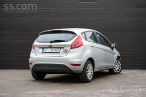 Ford Fiesta 2010 in Riga, with an engine capacity of 1.60 L and mileage of 283 thousand km for 3990 €, photo 4 on AUTOMOTO.COM.LV