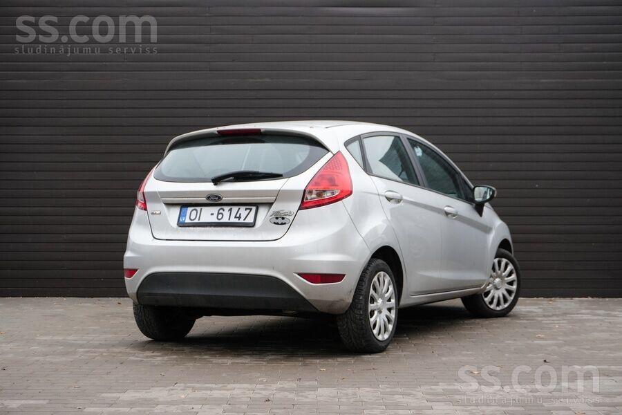 Ford Fiesta 2010 in Riga, with an engine capacity of 1.60 L and mileage of 283 thousand km for 3990 €, photo 4 on AUTOMOTO.COM.LV