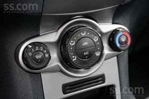 Ford Fiesta 2010 in Riga, with an engine capacity of 1.60 L and mileage of 283 thousand km for 3990 €, photo 8 on AUTOMOTO.COM.LV