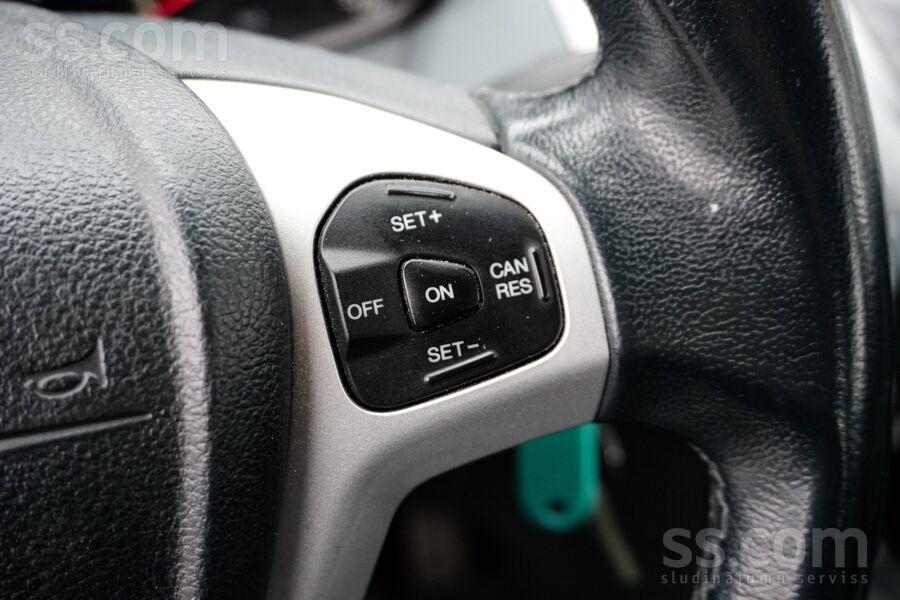 Ford Fiesta 2010 in Riga, with an engine capacity of 1.60 L and mileage of 283 thousand km for 3990 €, photo 10 on AUTOMOTO.COM.LV