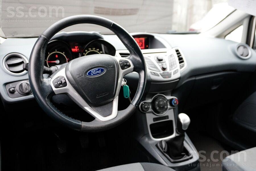 Ford Fiesta 2010 in Riga, with an engine capacity of 1.60 L and mileage of 283 thousand km for 3990 €, photo 11 on AUTOMOTO.COM.LV