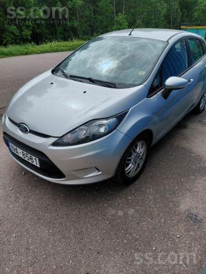 Ford Fiesta 2010 Rīga, ar dzinēja tilpumu 1.40 L un nobraukumu 213 tūkst. km par 1500 €, foto 3 vietnē AUTOMOTO.COM.LV
