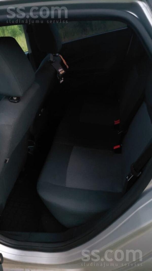 Ford Fiesta 2010 in Riga, with an engine capacity of 1.40 L and mileage of 161 thousand km for 2300 €, photo 4 on AUTOMOTO.COM.LV