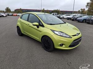 Ford Fiesta 2010 Viļņa, ar dzinēja tilpumu 1.56 L un nobraukumu 250 tūkst. km par 2900 €, foto 3 vietnē AUTOMOTO.COM.LV