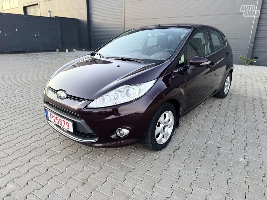 Ford Fiesta 2010 Kauņa, ar dzinēja tilpumu 1.60 L un nobraukumu 167 tūkst. km par 2600 €, foto 3 vietnē AUTOMOTO.COM.LV
