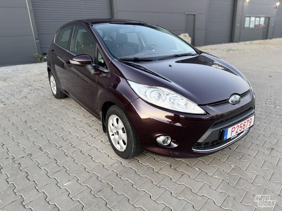 Ford Fiesta 2010 Kauņa, ar dzinēja tilpumu 1.60 L un nobraukumu 167 tūkst. km par 2600 €, foto 4 vietnē AUTOMOTO.COM.LV