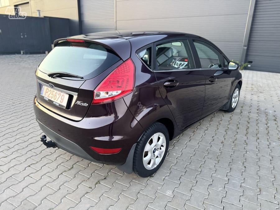 Ford Fiesta 2010 Kauņa, ar dzinēja tilpumu 1.60 L un nobraukumu 167 tūkst. km par 2600 €, foto 6 vietnē AUTOMOTO.COM.LV