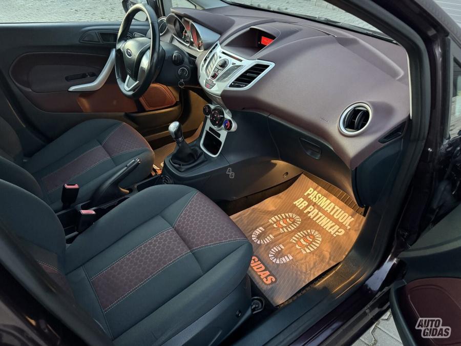 Ford Fiesta 2010 Kauņa, ar dzinēja tilpumu 1.60 L un nobraukumu 167 tūkst. km par 2600 €, foto 14 vietnē AUTOMOTO.COM.LV