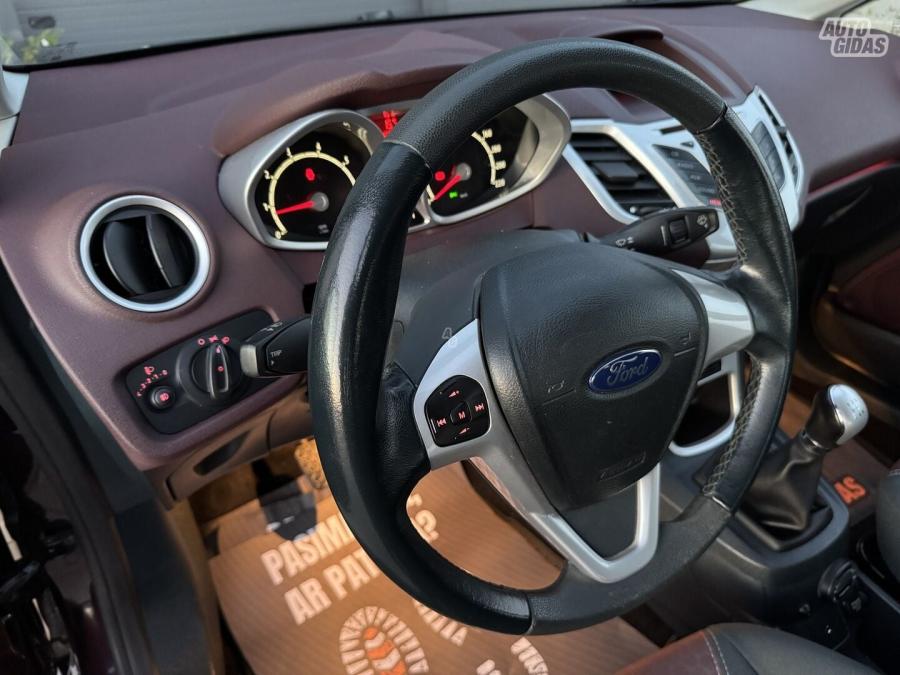 Ford Fiesta 2010 Kauņa, ar dzinēja tilpumu 1.60 L un nobraukumu 167 tūkst. km par 2600 €, foto 16 vietnē AUTOMOTO.COM.LV