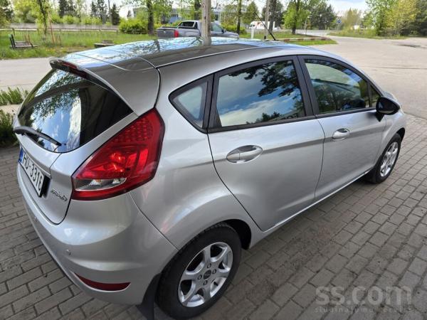 Ford Fiesta 2011 in Riga, with an engine capacity of 1.20 L and mileage of 173 thousand km for 6550 €, photo 4 on AUTOMOTO.COM.LV