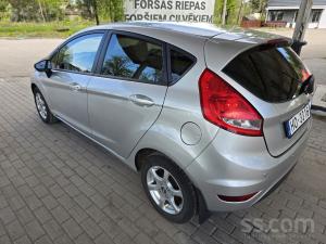 Ford Fiesta 2011 in Riga, with an engine capacity of 1.20 L and mileage of 173 thousand km for 5000 €, photo 5 on AUTOMOTO.COM.LV