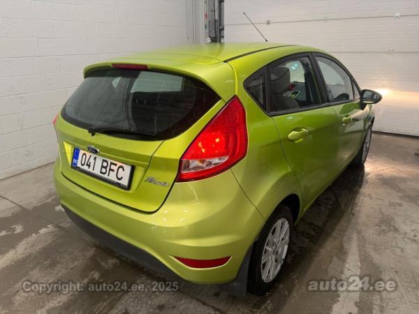 Ford Fiesta 2011 Tallina, ar dzinēja tilpumu 1.20 L un nobraukumu 171 tūkst. km par 2995 €, foto 4 vietnē AUTOMOTO.COM.LV