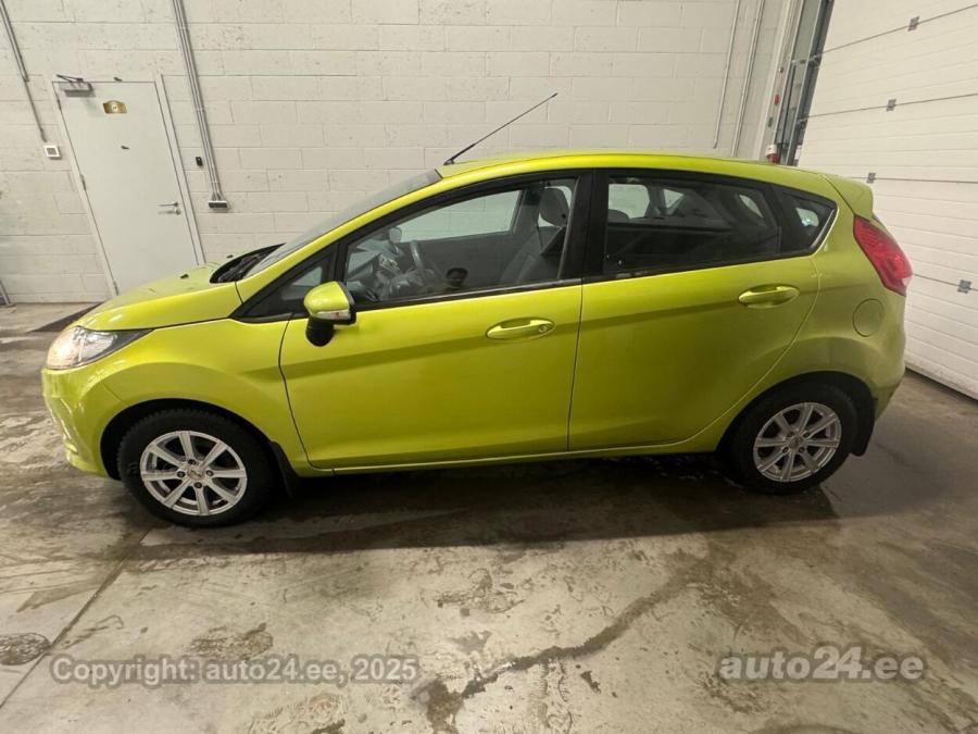 Ford Fiesta 2011 in Tallinn, with an engine capacity of 1.20 L and mileage of 171 thousand km for 2995 €, photo 7 on AUTOMOTO.COM.LV