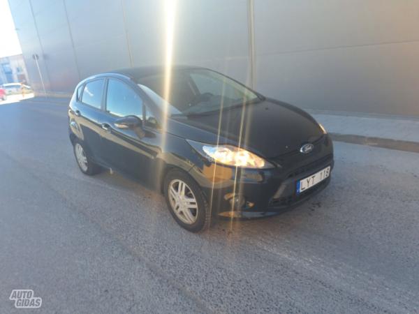 Ford Fiesta 2011 in Klaipeda, with an engine capacity of 1.40 L and mileage of 207 thousand km for 900 €, photo 2 on AUTOMOTO.COM.LV