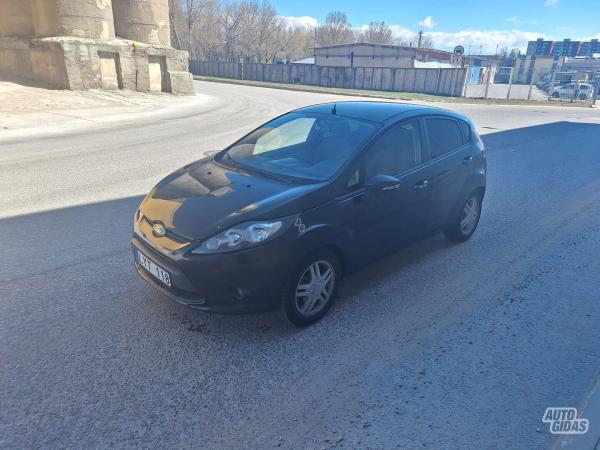 Ford Fiesta 2011 in Klaipeda, with an engine capacity of 1.40 L and mileage of 207 thousand km for 900 €, photo 6 on AUTOMOTO.COM.LV
