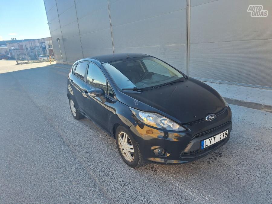 Ford Fiesta 2011 Klaipėda, ar dzinēja tilpumu 1.40 L un nobraukumu 207 tūkst. km par 900 €, foto 8 vietnē AUTOMOTO.COM.LV