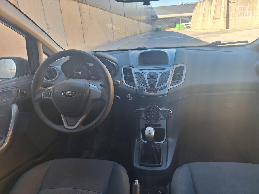 Ford Fiesta 2011 Klaipėda, ar dzinēja tilpumu 1.40 L un nobraukumu 207 tūkst. km par 900 €, foto 15 vietnē AUTOMOTO.COM.LV