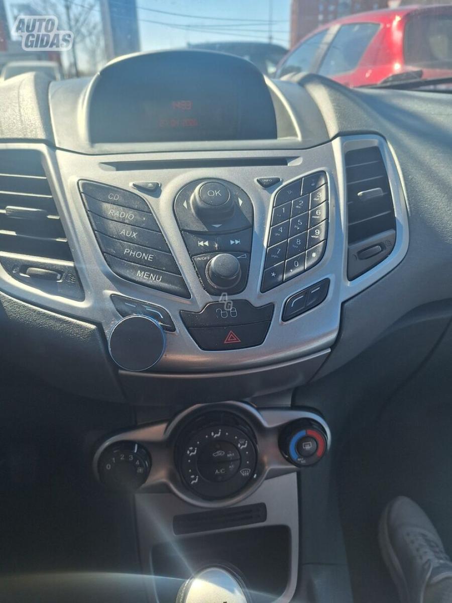 Ford Fiesta 2011 Klaipėda, ar dzinēja tilpumu 1.40 L un nobraukumu 207 tūkst. km par 900 €, foto 18 vietnē AUTOMOTO.COM.LV