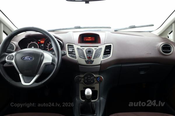 Ford Fiesta 2011 in Tallinn, with an engine capacity of 1.20 L and mileage of 289 thousand km for 999 €, photo 5 on AUTOMOTO.COM.LV
